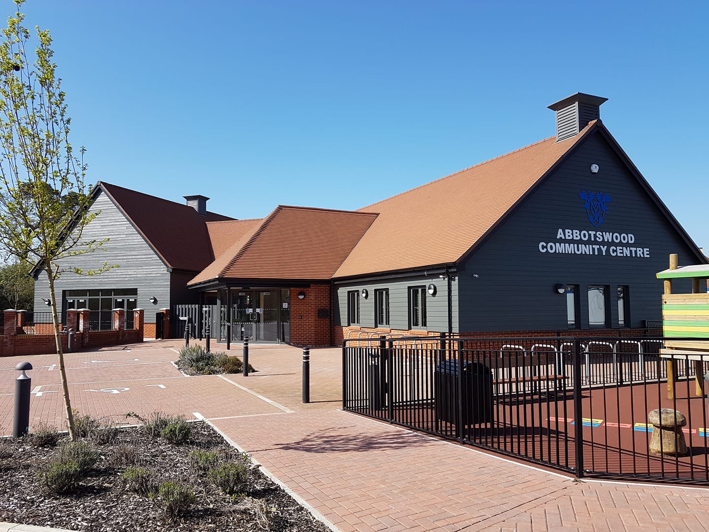 Abbotswood Community Centre - Romsey Archway